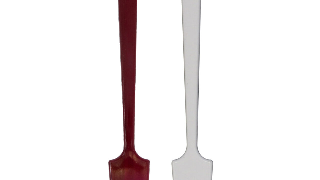 Custom Injection Molded Cosmetic Spatulas | Harco Plastics